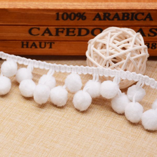 Quality Hometextile 30mm Polyester Pom Pom Ball Fringe for sale