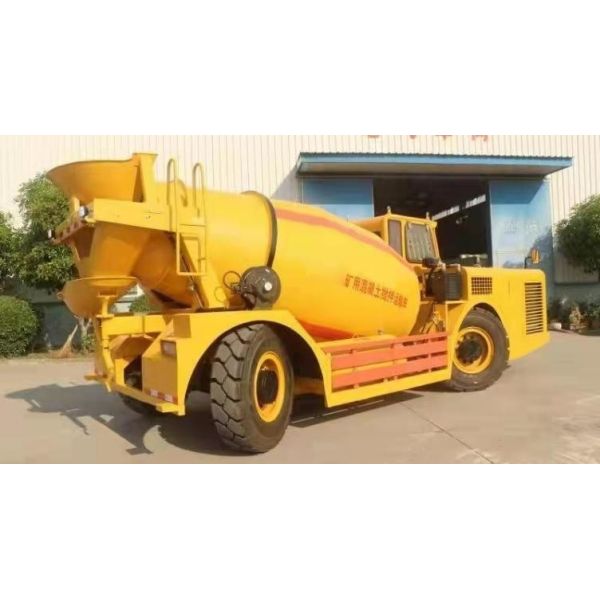 Quality Automatic Underground Concrete Mixer Truck For Tunnel With Continuous Drum for sale