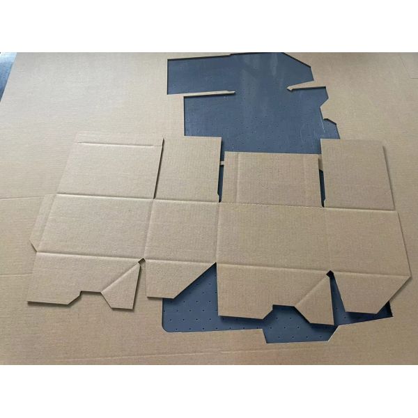 Quality Corrugated Paper Board Carton Box Sample Maker Plotter Cutting Machine for sale
