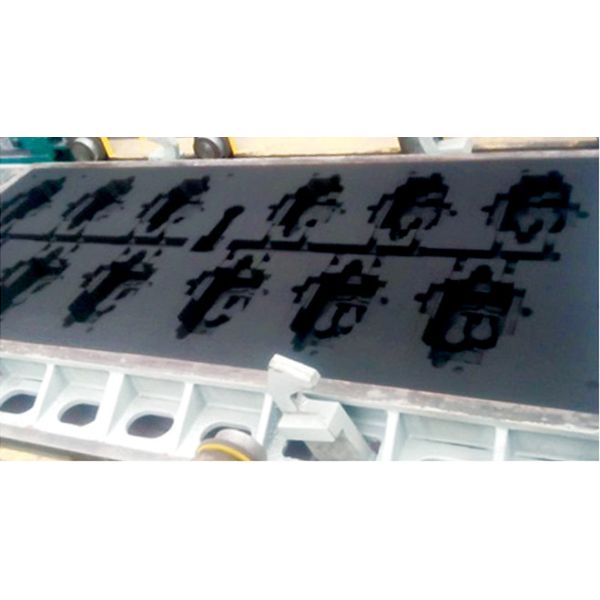 Quality Static Pressure Moulding Line , Flask Moulding Line Machine Complex Castings for sale