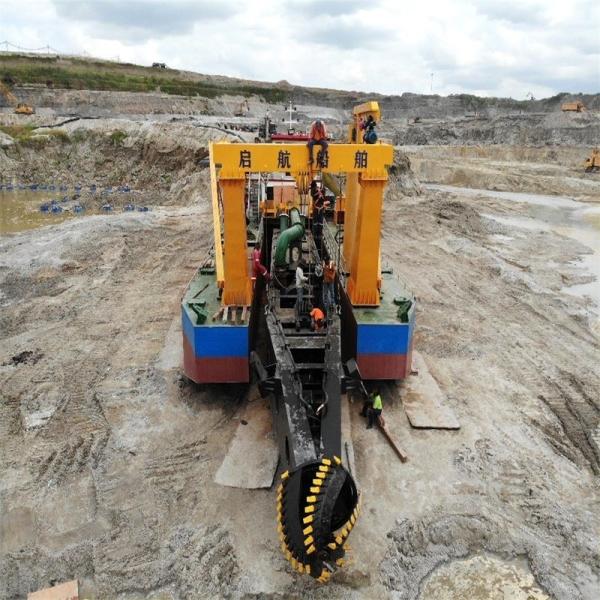 Quality Customized QHCSD-268 Heavy Duty Cutter Suction Dredger with Hydraulic Head Teeth for sale