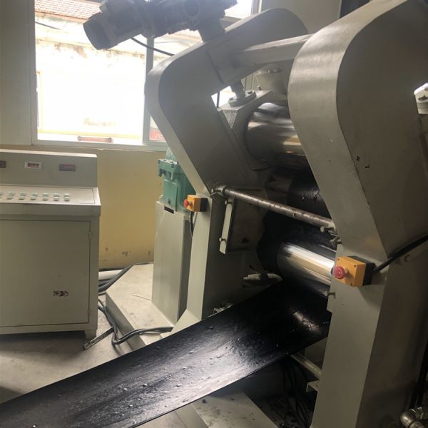 Quality 200000 Advertising Company Four Rolls Rubber Calender for Accurate Rubber for sale