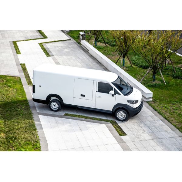 Quality High Speed Pure Electric Cargo Van MPV Electric Mini Van for sale
