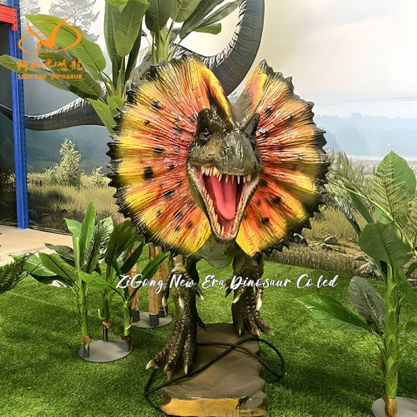 Quality Life Size Animatronic Dilophosaurus Dinosaur Model for Theme Parks for sale