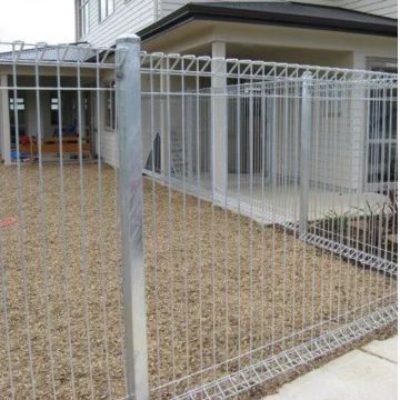 Quality Roll Top Welded Wire Mesh Fence Garden Decoration Brc Wire Mesh Fence for sale