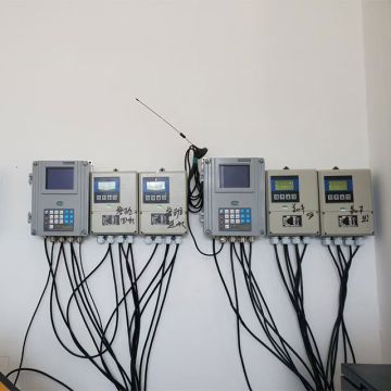 Quality PTFE F4 Battery Flow Meter Wine Flowmeter Food Grade Electromagnetic Flowmeter for sale