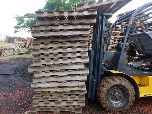 Quality YTO 2250rpm 2t Logistics Machinery Front Loader Forklift for sale