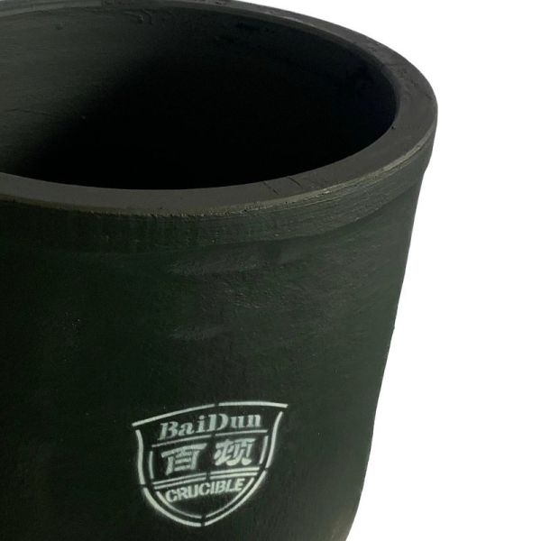 Quality Durable Performance Cylindrical Carbon Crucible Graphite with Smooth Surface for sale