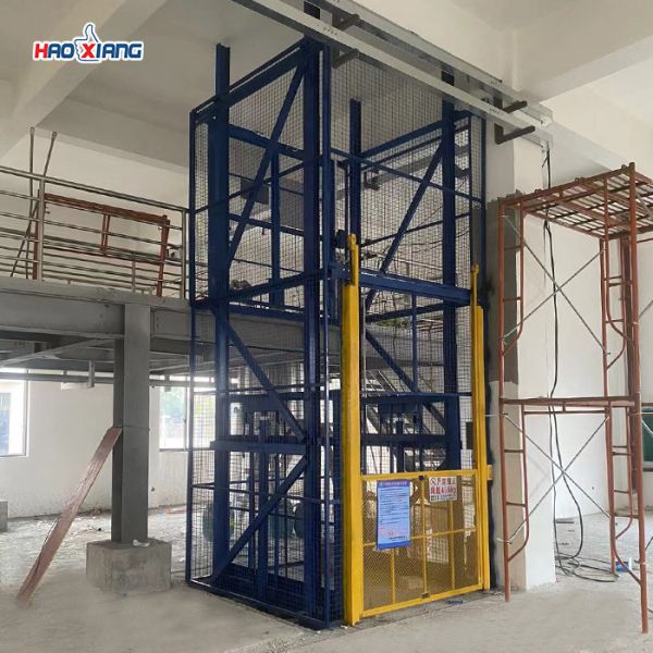 Quality 6m Stroke Hydraulic Cargo Lift With Customizable Floor Height for sale