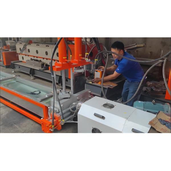 Quality Roto Moulding Plastic Recycling Pelletizing Machine Leftover Material for sale