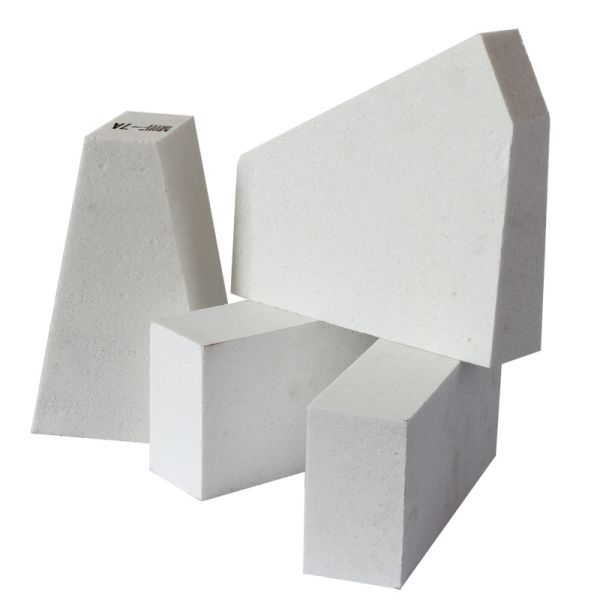 Quality 1700C Corundum Mullite Brick 85-95% Al2o3 Corundum Brick White for sale