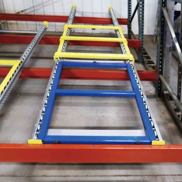 Quality Push Back Pallet Racking High Density Warehouse Storage Racking Push Back Rack for sale