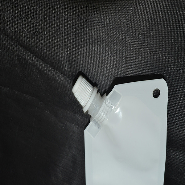Quality Laundry Liquid 60mic Plastic Pouches For Liquids Soap Pouch Spout Packaging for sale