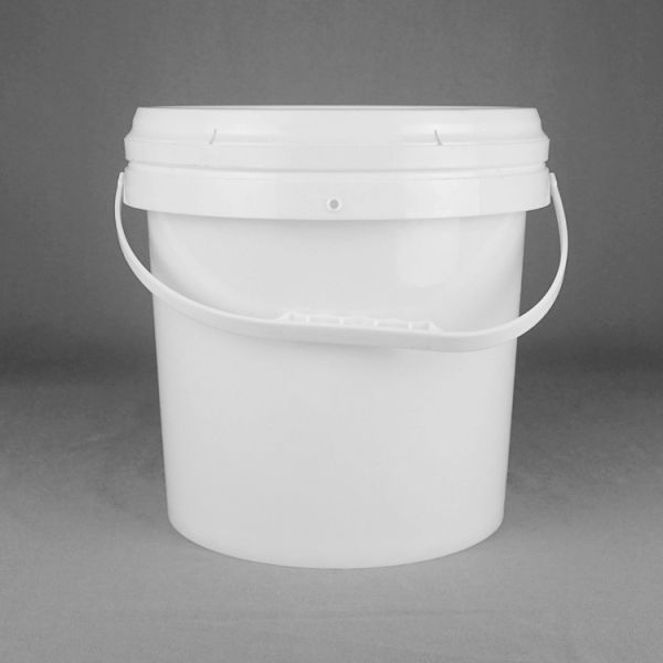 Quality 10L White Round PP Paint Bucket with Lid for sale