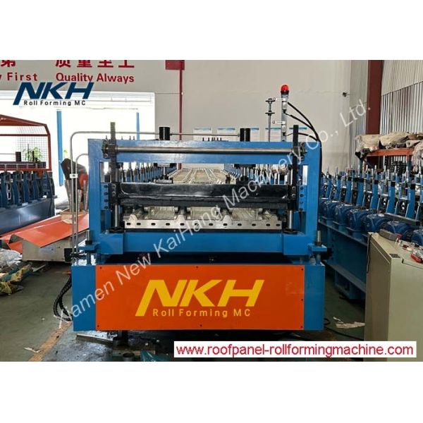 Quality Roof Panel Roll Forming Machine with Stacker 20-25m/min Customizable for sale