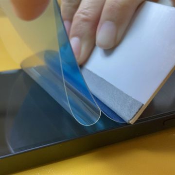 Quality Intelligent Daqin Laser Cutting Machine For TPU Hydrogel Phone Case Making for sale