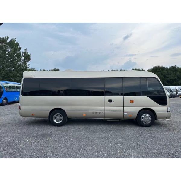 Quality 12 Seats Customized Used Coach Bus3 Single Door Long Transportation Tour Bus for sale
