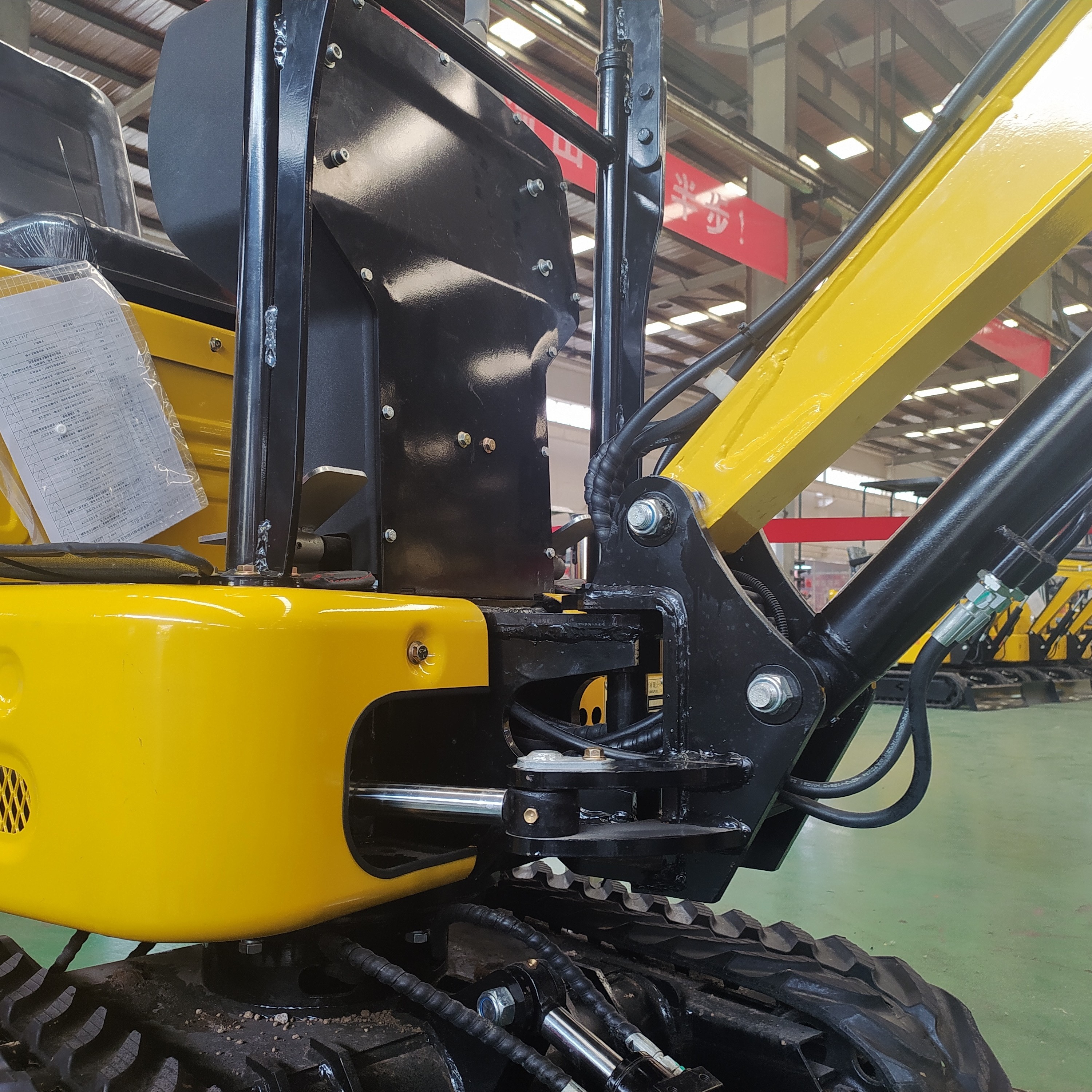 Quality 1.6 Ton 1.8 Ton 3 Ton Operating Weights Mini Excavator with Powerful Engine for sale