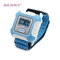 Quality Apnea And Hypopnea Wrist Pulse Oximeter Monitoring OLED Screen for sale
