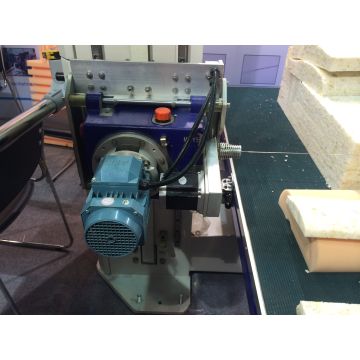 Quality Complex Vacuum Table Type Oscillating Blade Contour Cutter For Flexible Foam for sale