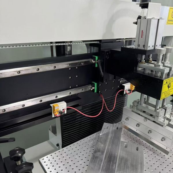 Quality SMT Solder Paste Printer Touch Screen PLC Control Fault Diagnosis PCB Assembly for sale