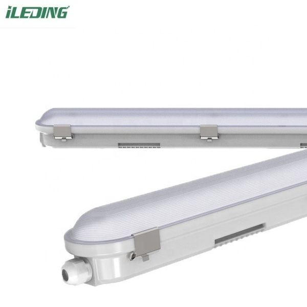Quality Garage Warehouse 5FT IP66 LED Tri Proof Fixture Vapor Tight Dimmable Light 55W AC 110V ±10% for sale