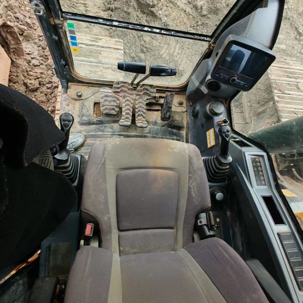 Quality 2nd Hand Cat 320C Crawler Mounted Hydraulic Excavator Used Engineering Excavator for sale