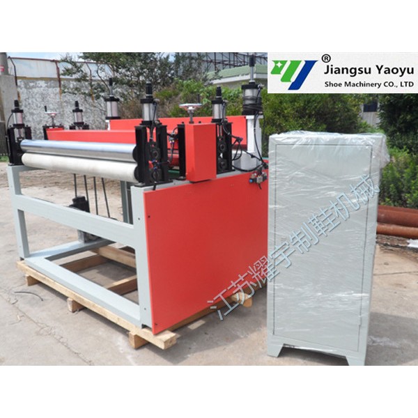 Quality Textile Leather Roll Slitting Machine Four Column Computer Control System for sale