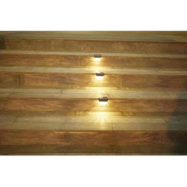 Quality Constantly Bright Solar Fence Lights 120MAH IP65 Waterproof for sale
