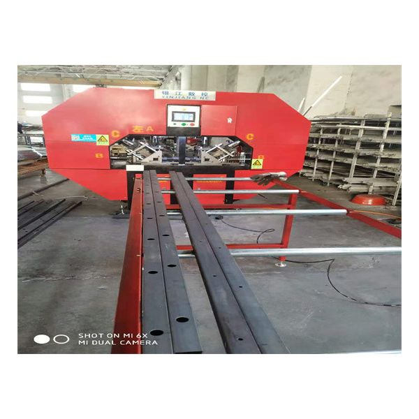 Quality High Speed PLC Hydraulic Automatic Square Tube Punching And Shearing Machine for sale