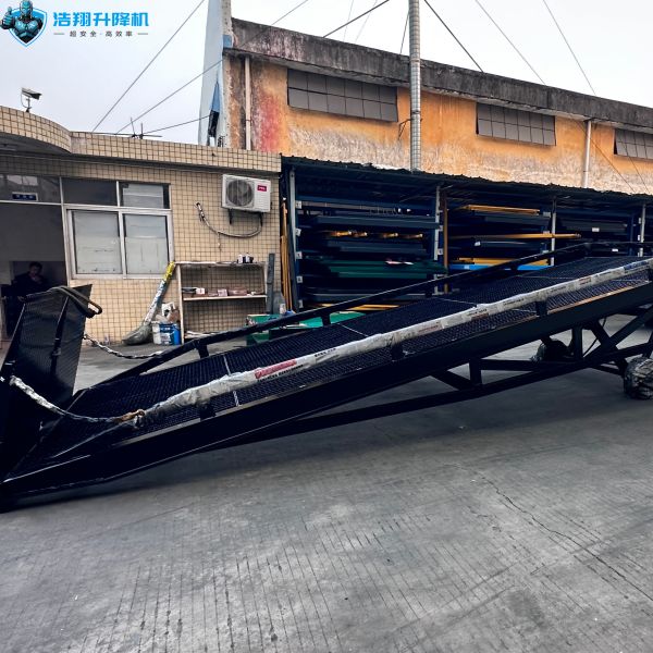 Quality CE-Approved 10tons 22000lbs Mobile Forklift Loading Dock Ramp for sale