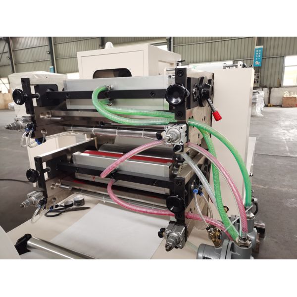 Quality Fully Automatic Printing 1/8 Folding Restaurant Table Napkin Tissue Paper Making for sale