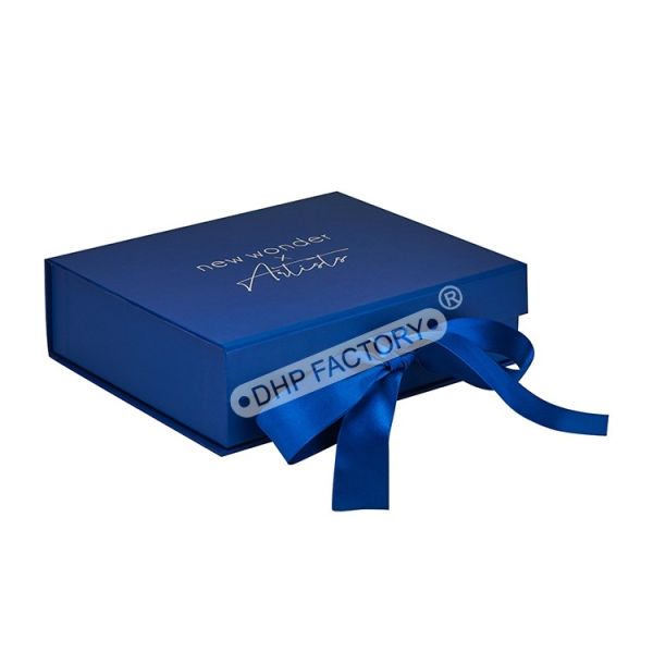 Quality Coated Elegant Rigid Presentation Gift Boxes With Ribbon For Corporate Gifts for sale