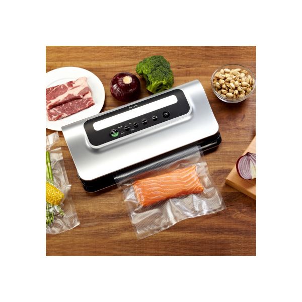 Quality 100w Mini Vacuum Packaging Machine 100V-240V Small Vacuum Sealer for sale