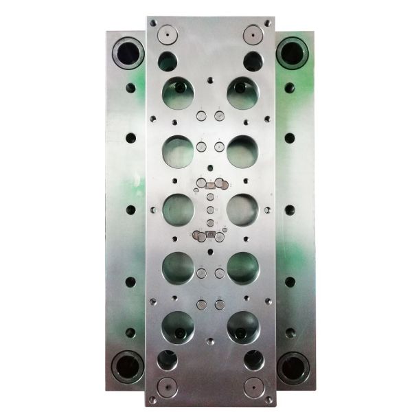 Quality Thermoformed Electronic Plastic Shell S136 Injection Mould Tooling for sale