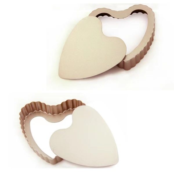 Quality Available In Pink Or Gold Love-Themed 4-Inch Baking Mold For Cakes for sale