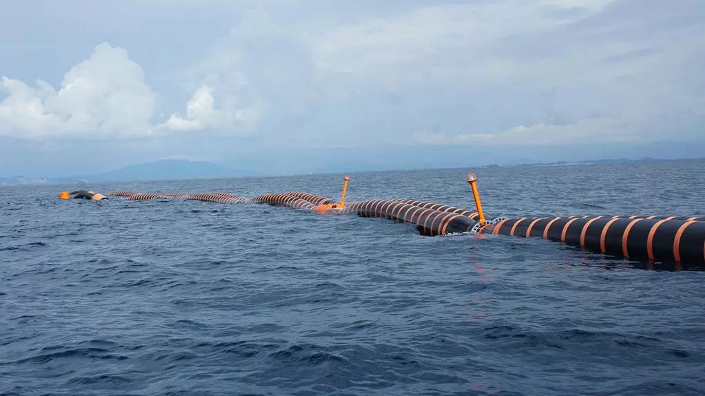 floating oil hose