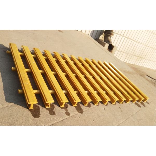 Quality FRP Pultruded Grating T Bars for Slip-Resistant and Fire-Retardant Flooring for sale