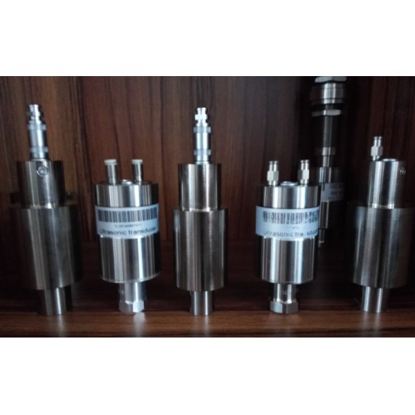 Quality 2000W Cutting Ultrasonic Converters , High Pressure Transducer 20Khz for sale