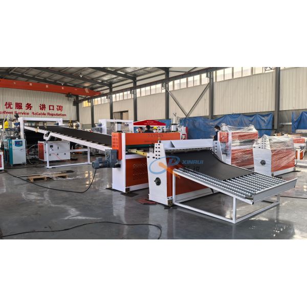 Quality 1400-1800mm TPE TPV TPR Car Mat Machine Vacuum Forming Sheet Making Machine for sale