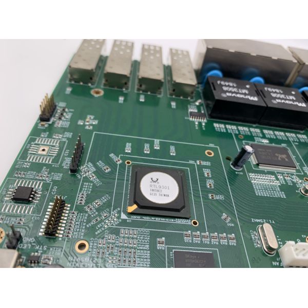 Quality L3 Management 10G Ethernet Switch Turn Key Custom Services 28 / 54 Port for sale