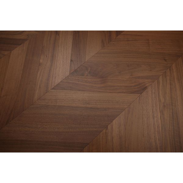 Quality Residential Walnut Chevron Flooring Chevron Pattern Parquet Flooring Smooth Surface for sale