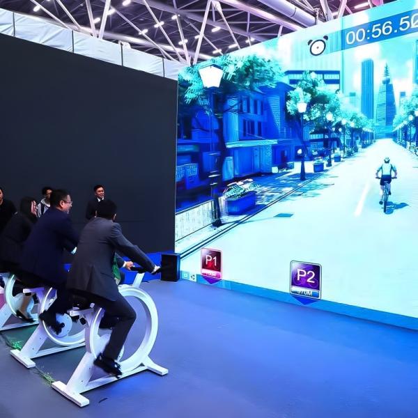 Quality Dynamic Bike VR Game Fitness Interactive Wall Projection Outdoor / Indoor for sale