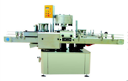 Quality Industrial  PLC controlled Full Automatic Bottle Rotary Labeling / Labelling Machines for sale