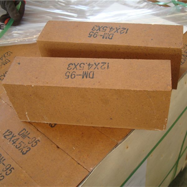 Quality Low Apparent Magnesia Carbon Refractory Bricks For Ladle Lip With And Low SiC for sale