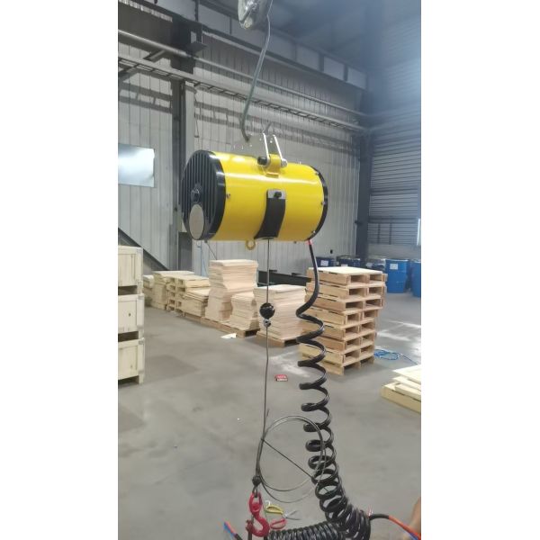 Quality 320 Kg Explosion-Proof Pneumatic Balance Hoist With Variable Speed Control for sale