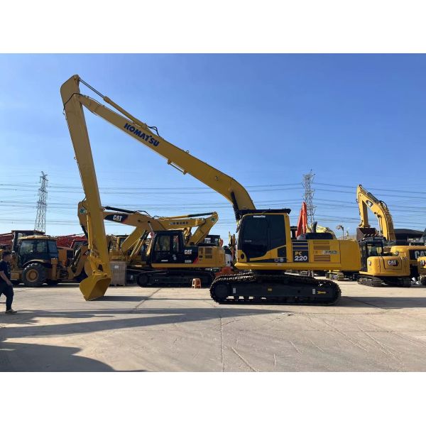Quality Used Komatsu PC220 With Reach Boom Excavator Long Arm Excavator for sale