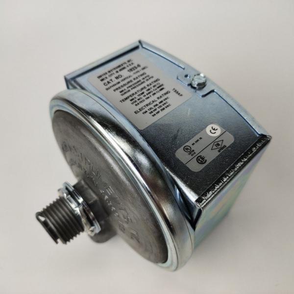 Quality 480V Micro Differential Pressure Switch Dwyer 1910-00 1910-0 1910-1 110 Psi for sale