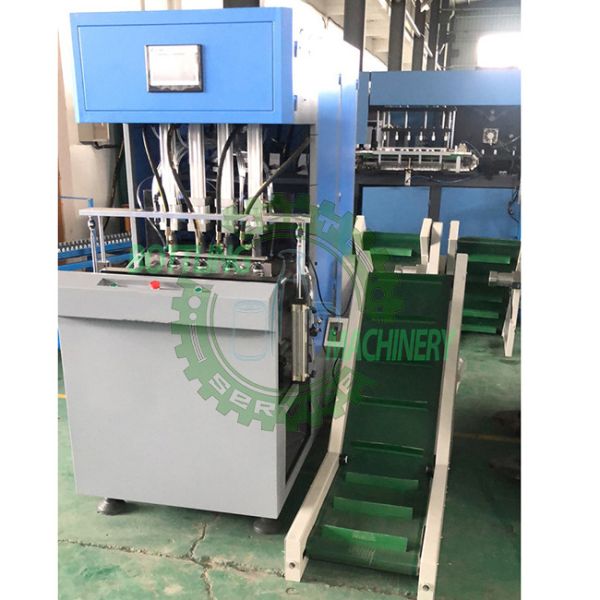 Quality 2400BPH Automatic Preform Loading 4 Cavity Bottle Blow Molding Machine for sale
