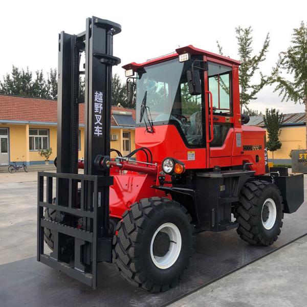 Quality Industrial 42KW 3500kg Off Road Forklift with 4 cylinder engine for sale